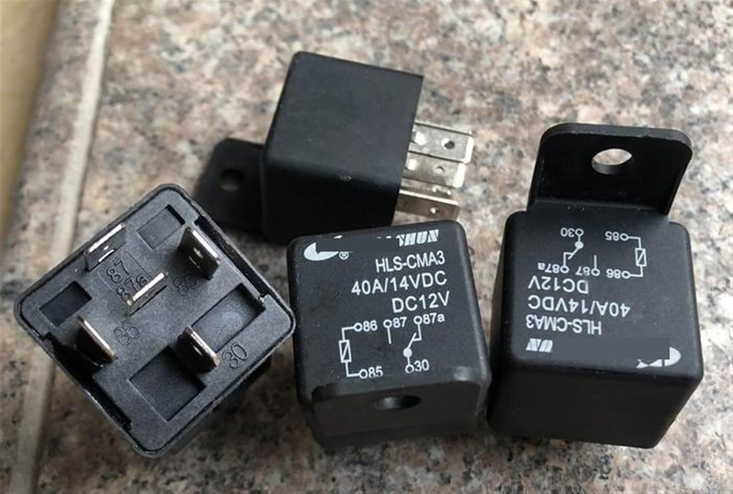 Amazon.com: HLS-CMA3 DC12V (V4-1C-12V-40A) Relay 5pins Relay Base 1Pcs ...