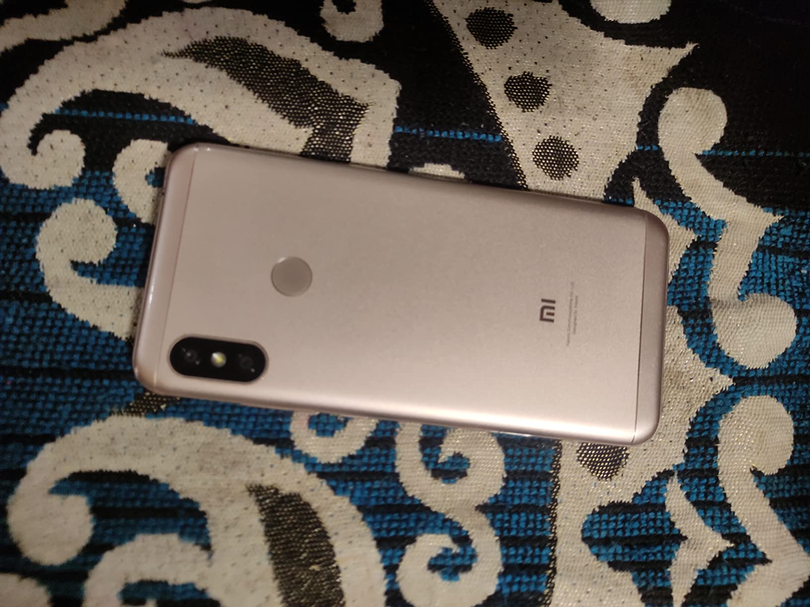 (Refurbished) Redmi 6 Pro (Gold, 4GB RAM, 64GB Storage) : Amazon.in ...