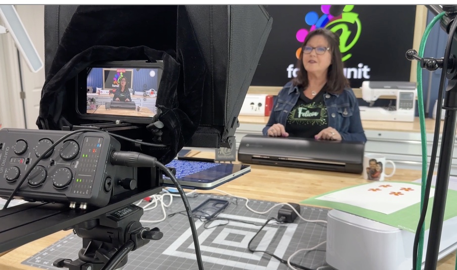 Watch Best teleprompter on the market on Amazon Live