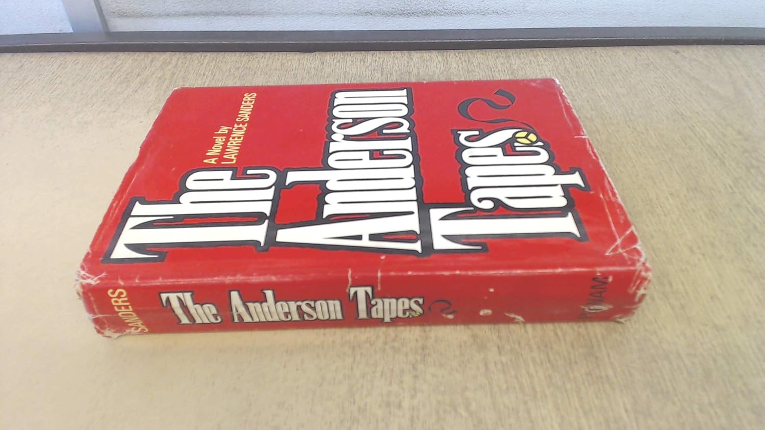 The Anderson Tapes: A Novel: SANDERS, Lawrence: 9780399100437: Amazon ...