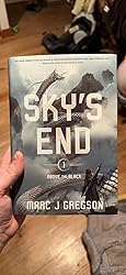 Amazon.com: Sky's End (Above the Black): 9781682635766: Gregson, Marc J ...