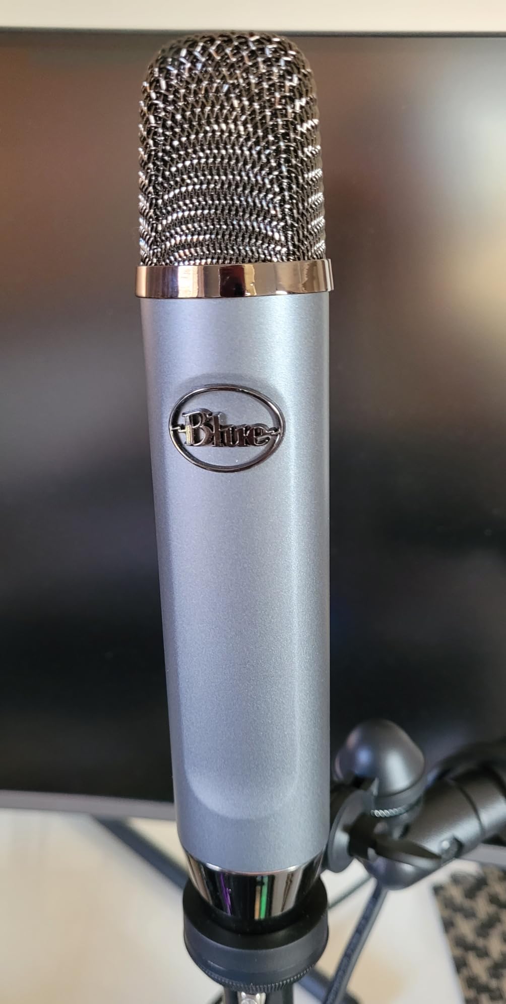 Blue Microphones Ember XLR Condenser Mic for Recording and Streaming ...