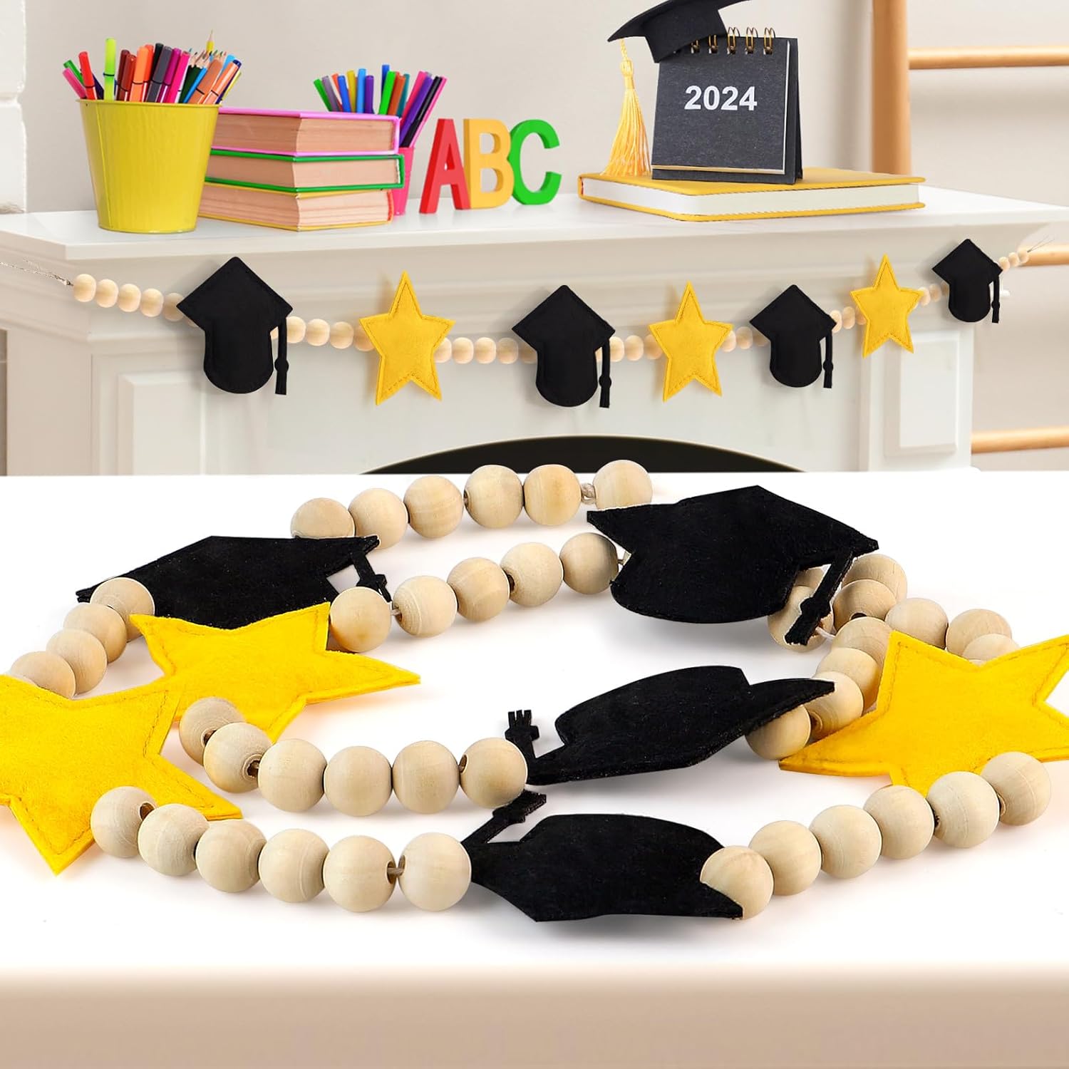 Amazon.com: clothmile Felt Graduation Cap Garland Graduation ...