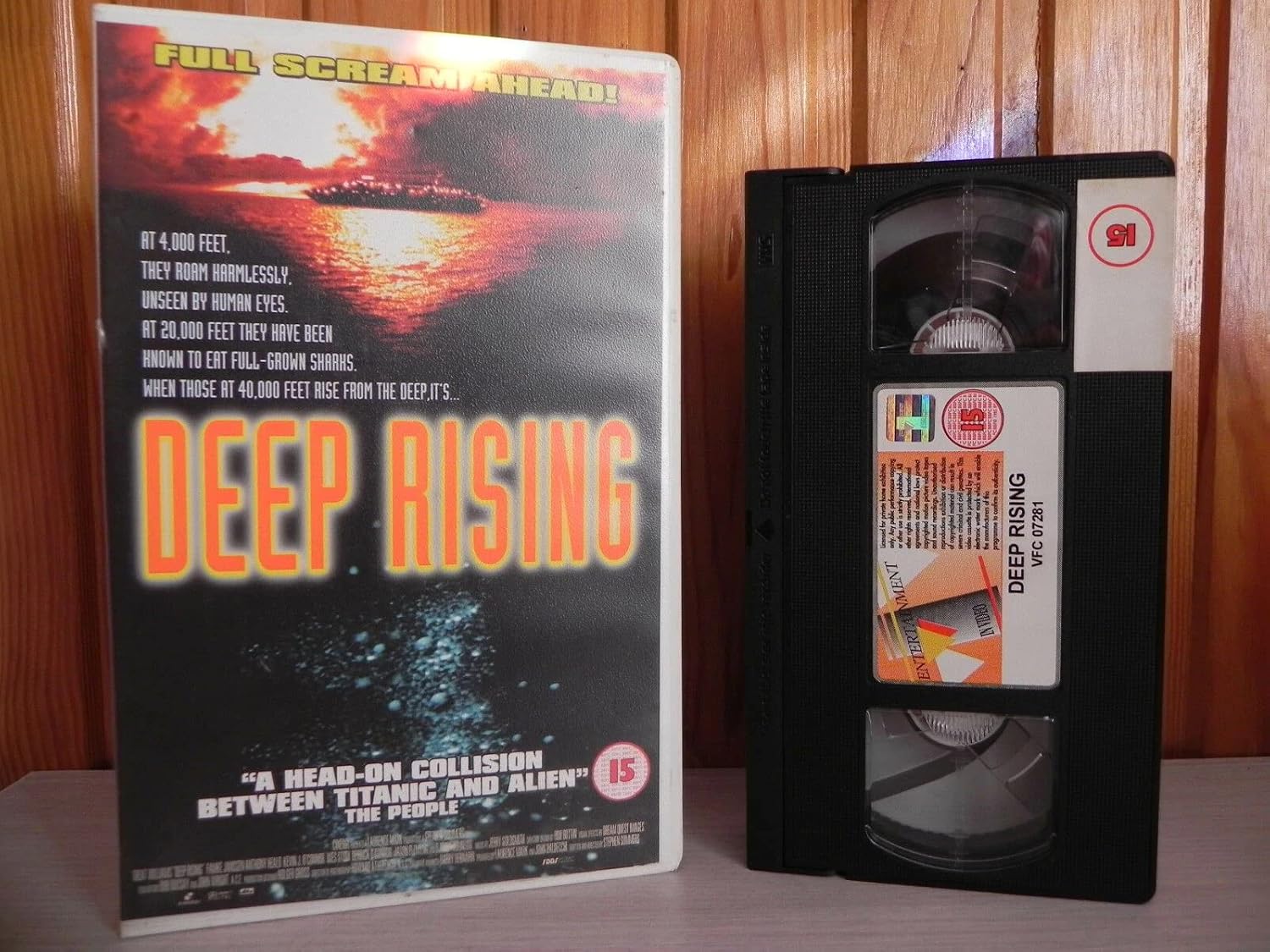Amazon.com: Deep Rising - Oceanic Sci-Fi - Titanic With Teeth - Treat ...
