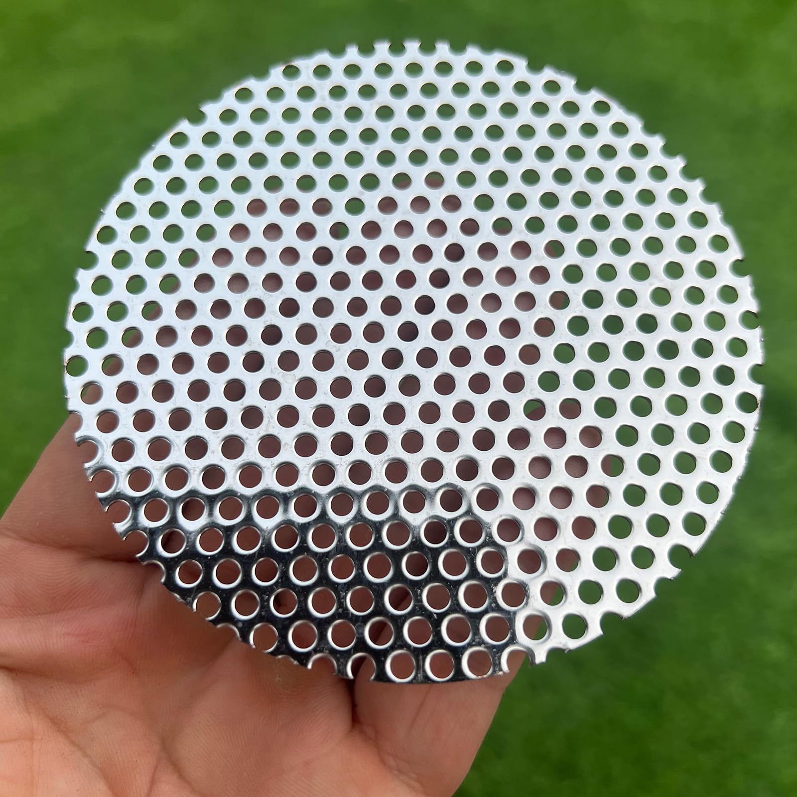 Snapklik.com : FengYoo 4" Diameter Round Slices Perforated Metal Sheets ...