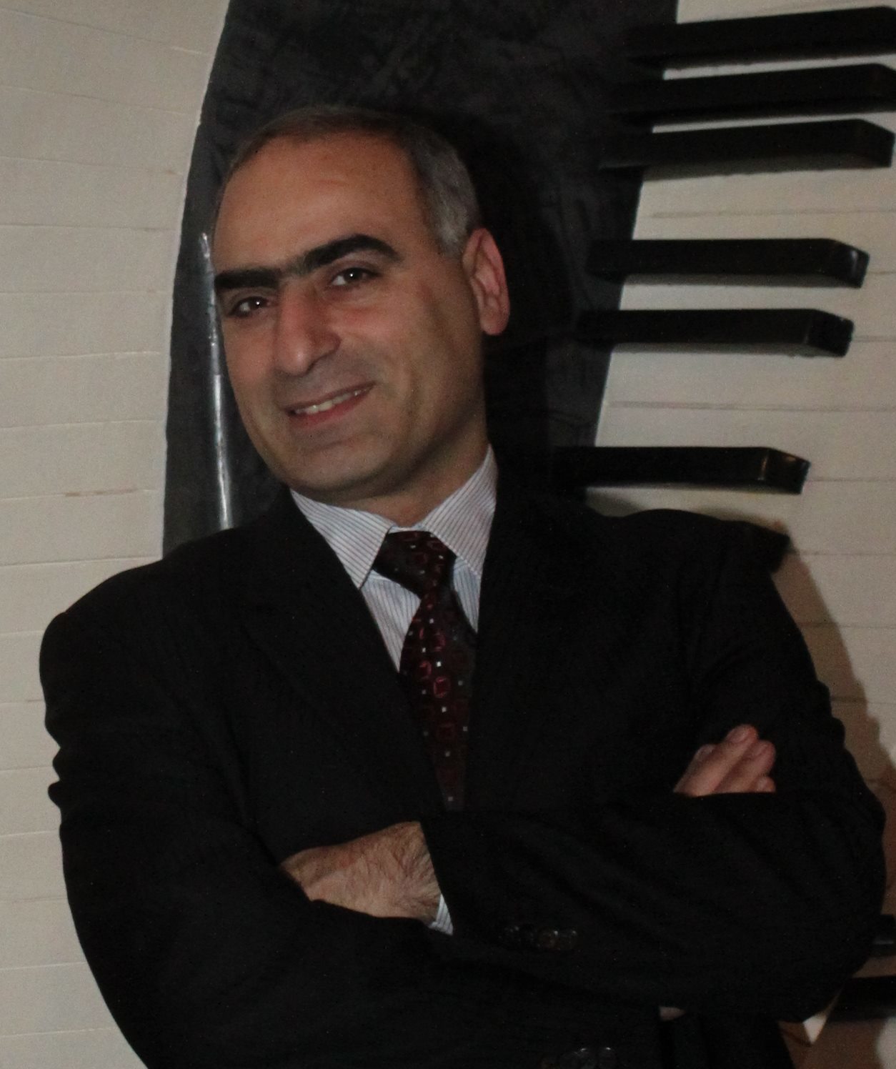 Amazon.com: Vardan Hakobyan: books, biography, latest update