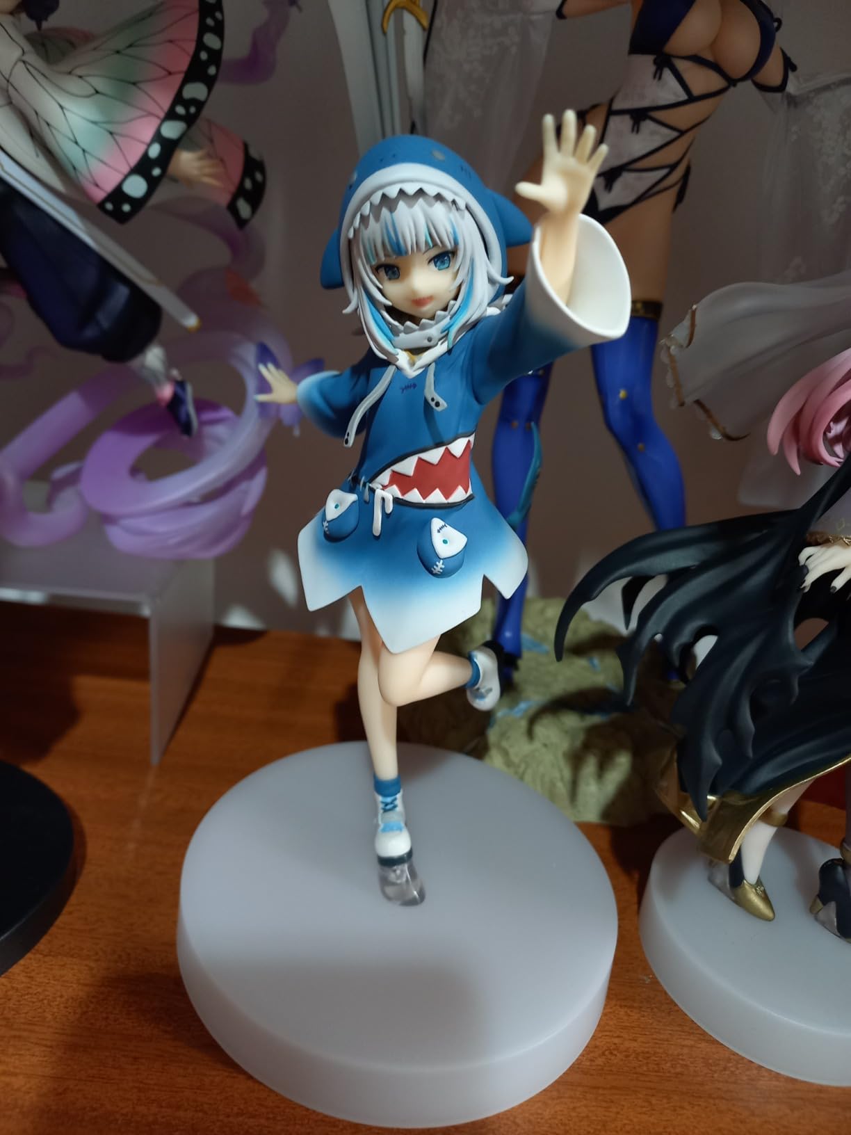 Amazon.com: Hololive Production: Gawr Gura Pop Up Parade Figure : Toys ...