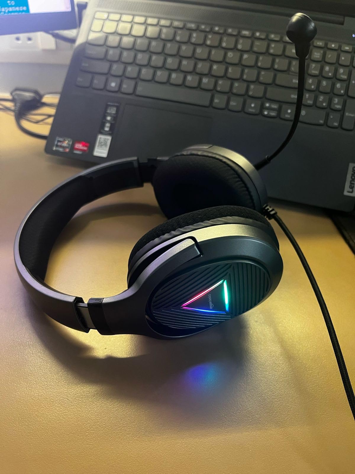 Amazon Basics 7.1 USB Gaming Wired Over Ear Headphones with Mic ...