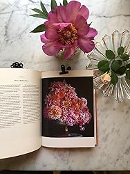 Cultivated: The Elements of Floral Style: Geall, Christin: 9781616898205: Amazon.com: Books