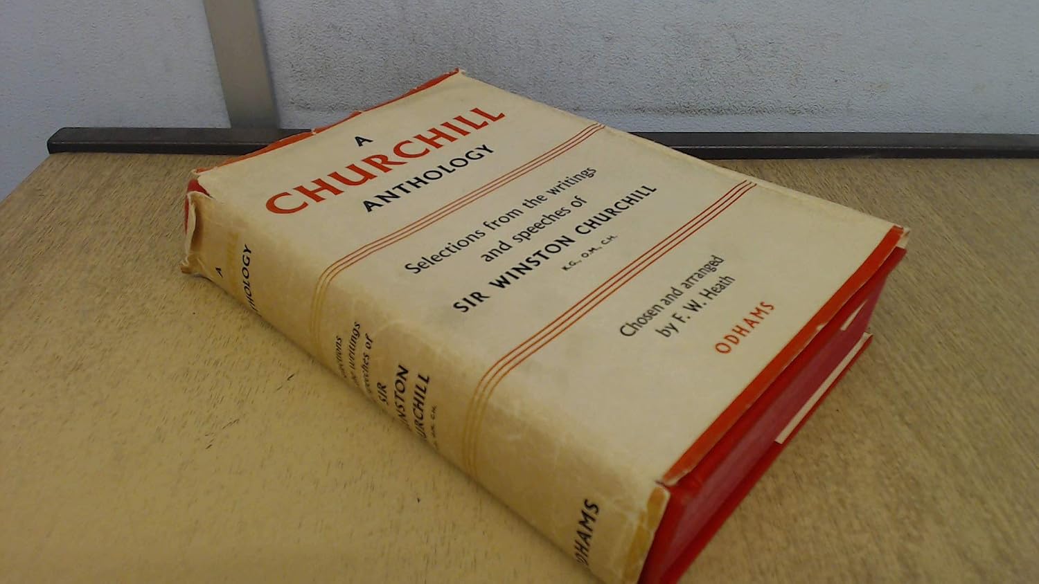 A Churchill Anthology A BOXED SET: Amazon.co.uk: Books