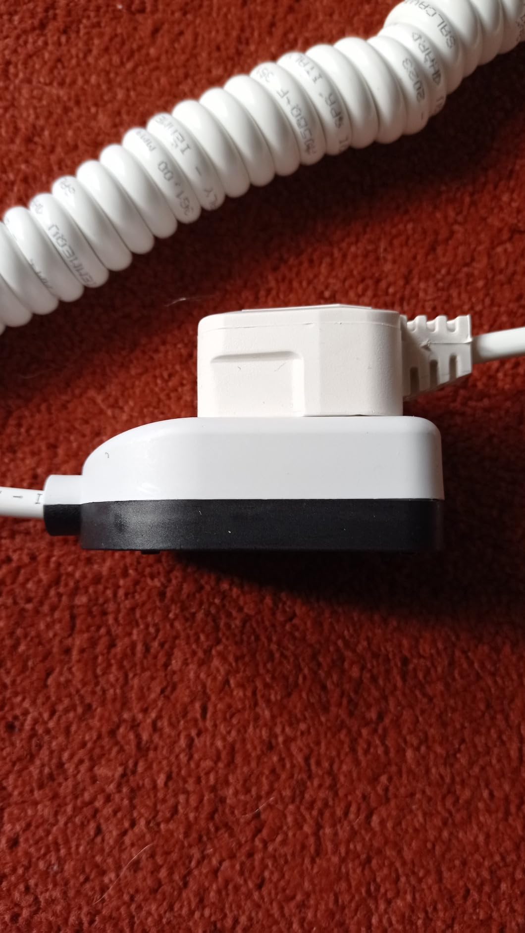 1 Gang Single Socket Curly Mains Power Extension Lead - 13A UK 3 Pin ...