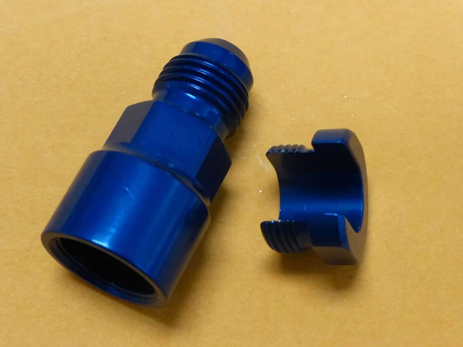 Amazon.com: Edelbrock 644120 EFI ADAPTER FITTING -6 AN MALE TO 3/8" SAE ...