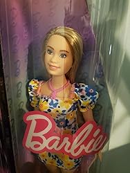 Amazon.com: Barbie Made to Move Doll with 22 Flexible Joints & Curly ...