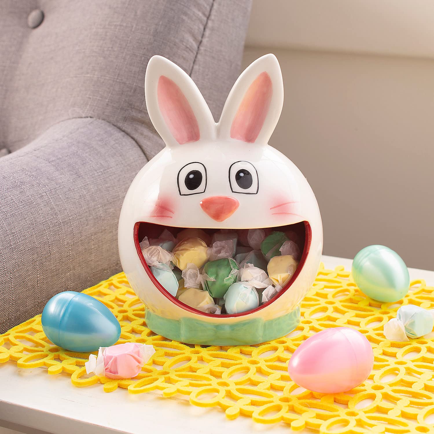 Amazon.com | Fun Express Bunny Ceramic Candy Dish: Candy Servers