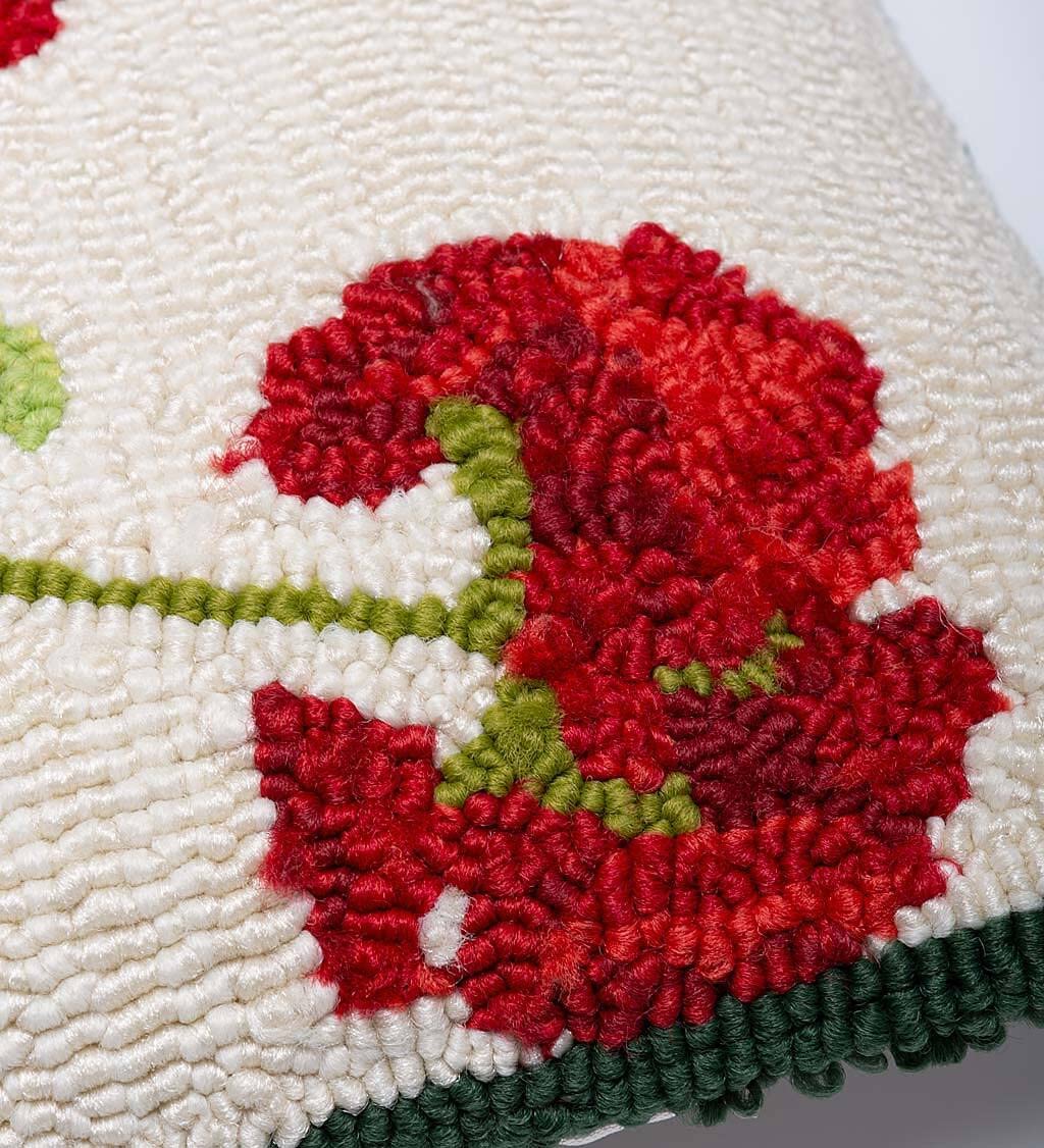 Plow and Hearth Indoor/Outdoor Geranium Hand Hooked Polypropylene Throw Pillow