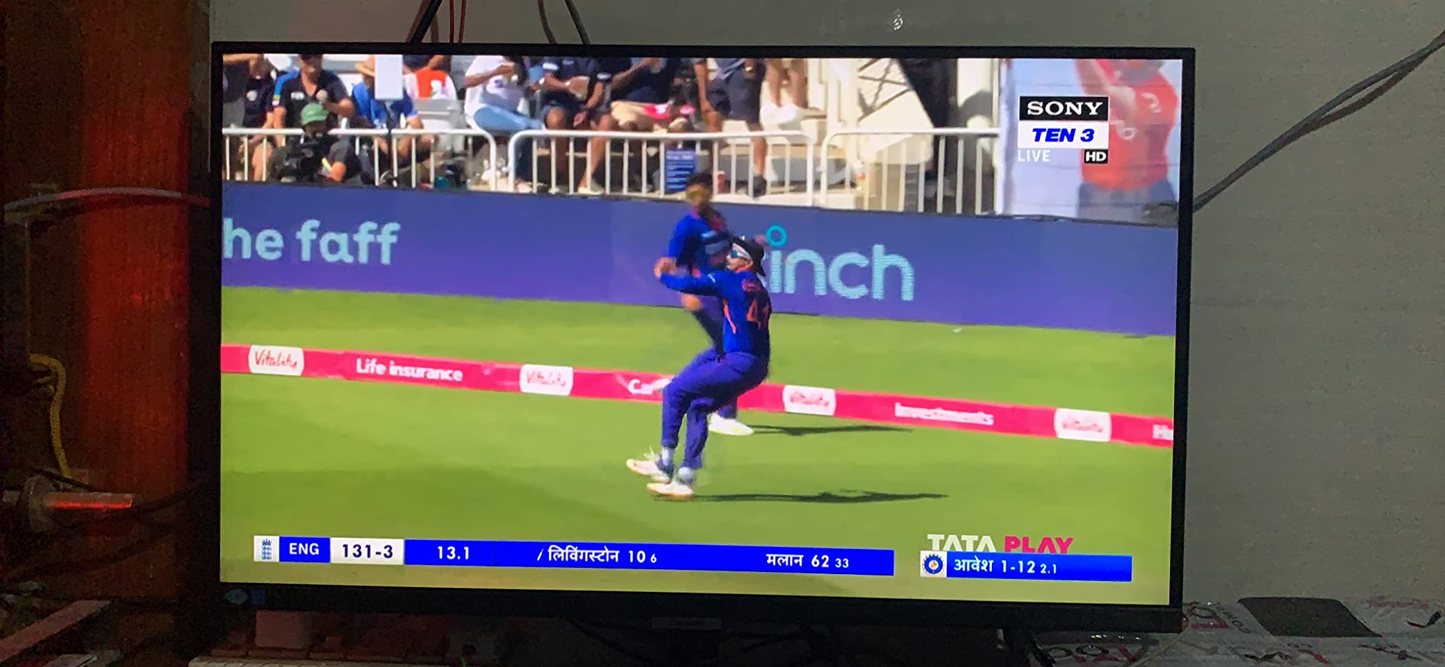 Samsung 27-inch(68.46cm) 4K UHD, Flat Monitor, IPS, Bezel Less Design ...