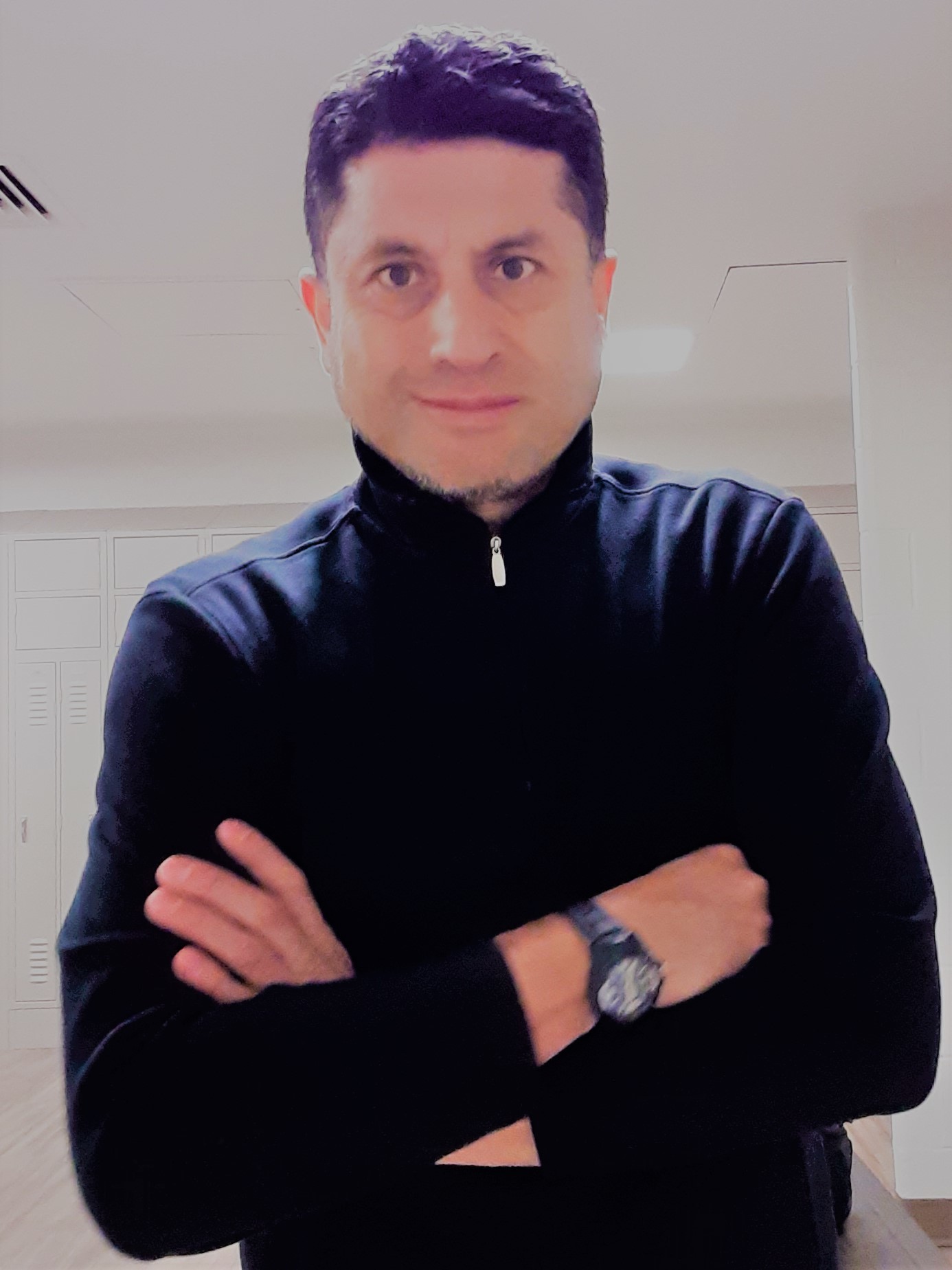 Amazon.co.jp: Marino Enrique Cedillo: 本、バイオグラフィー、最新アップデート