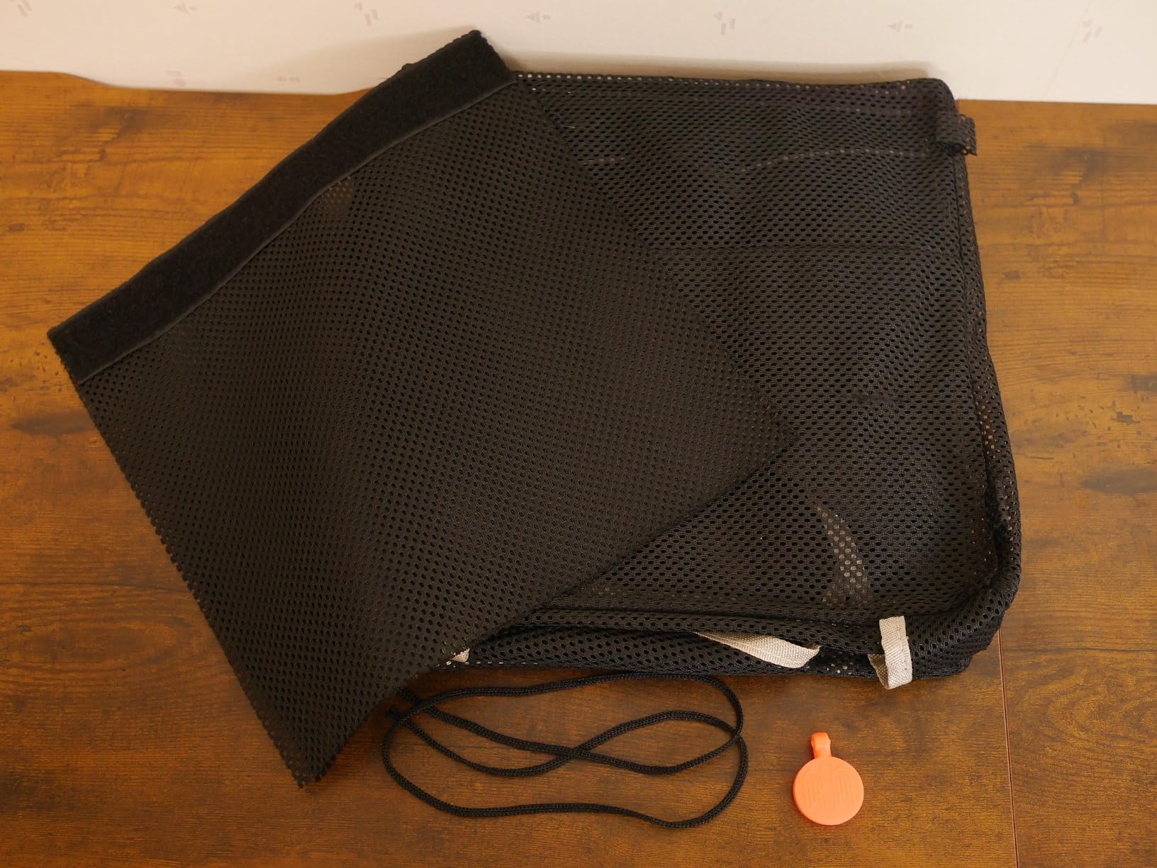 Amazon.co.jp: Asdays シューティング ゲーム ターゲット ボックス ネット 消音 回収不要 エアガン トイガン スリングショット 30×30cm ブラック : ホビー