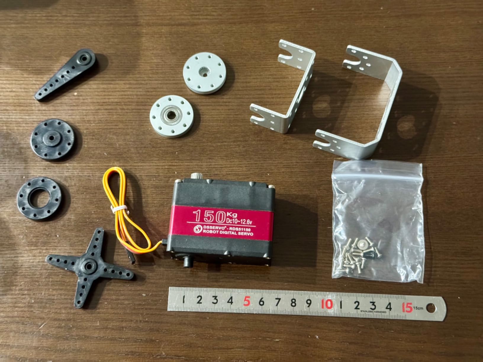 Amazon | DIYmall 150KG RDS51150 高トルク メタルギア ロボット デジタルサーボ 180度 12V 防水 ダブル ...