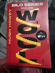 Wool - Omnibus Edition: Howey, Hugh: 9781469984209: Books - Amazon.ca