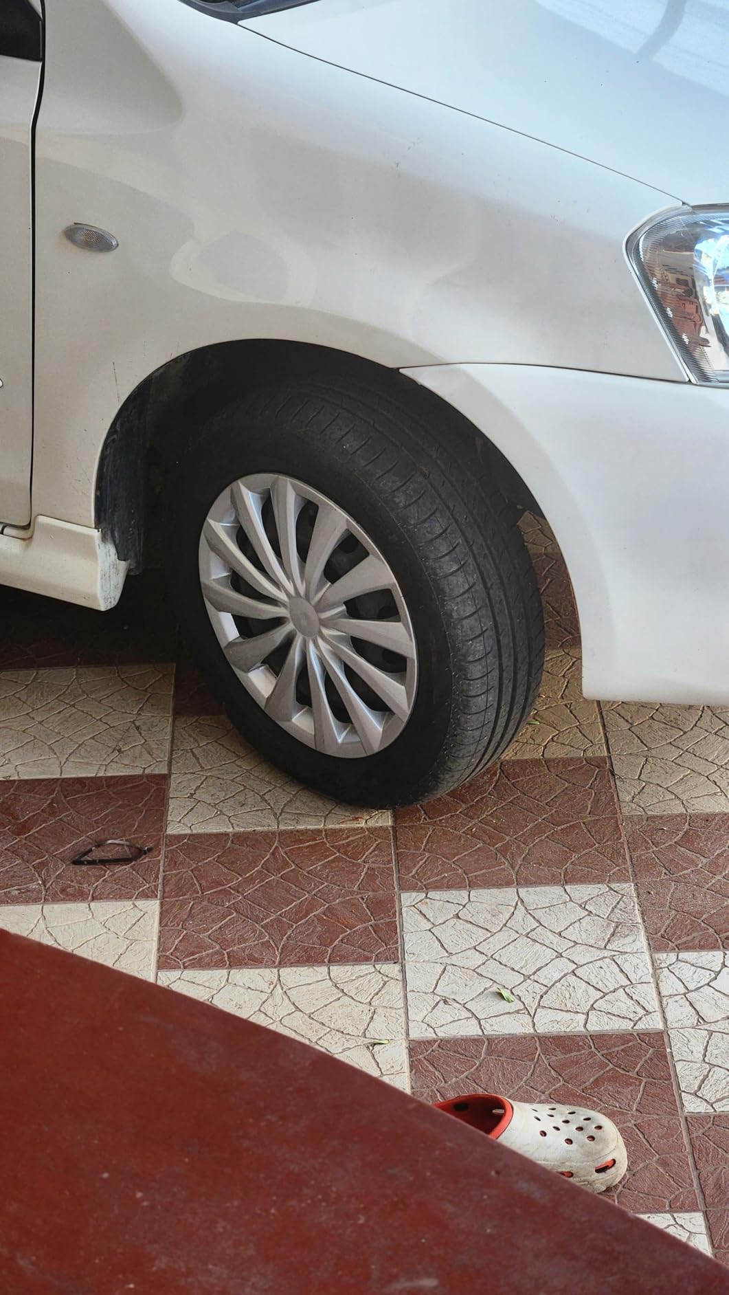 ARUN unbreakable quality 14 inch Silver Wheel Cover Caps for Toyota ...