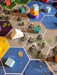 Amazon.com: Cryptid Board Game, 10 years : Duncan, Hal, Veevers, Ruth, Moriya, Kwanchai: Toys ...