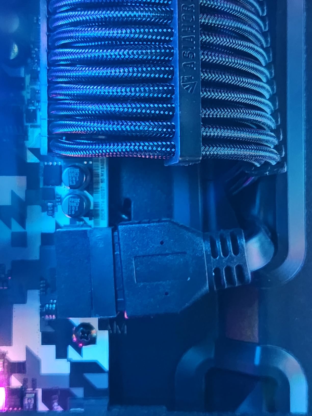 Amazon.com: DGZZI USB 3.0 90 度轉接器 黑色 USB 3.0 19Pin / 20Pin 公對母 L 轉直角電源 ...