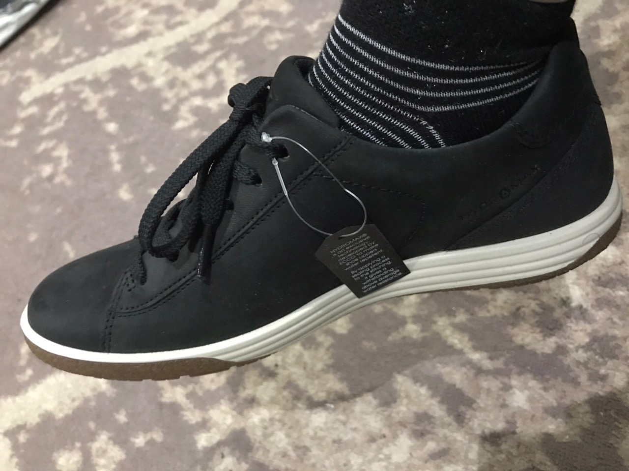 Amazon.com | ECCO Women's Chase 2 Tie Hydromax Sneaker, Shale Nubuck, 8 ...