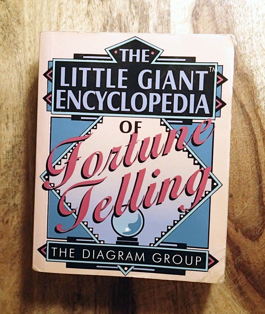 The Little Giant Encyclopedia of Fortune Telling: Diagram Group, The ...