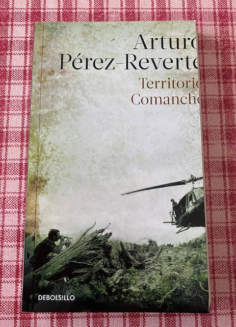 Territorio comanche (Best Seller) : Pérez-Reverte, Arturo: Amazon.es ...