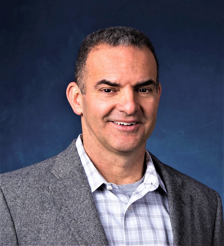 Amazon.com: Robert Commodari: books, biography, latest update