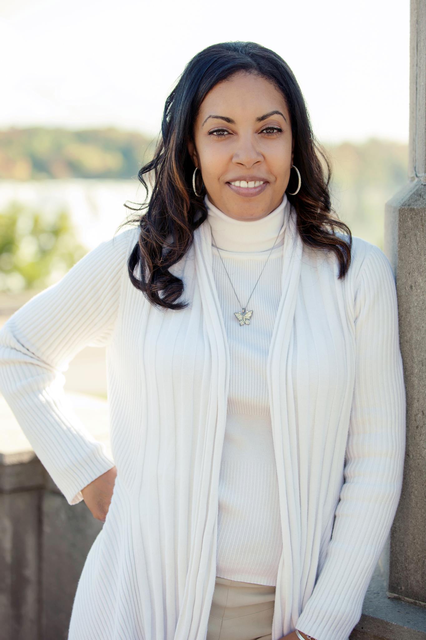 Amazon.com: Darlene Burns: books, biography, latest update