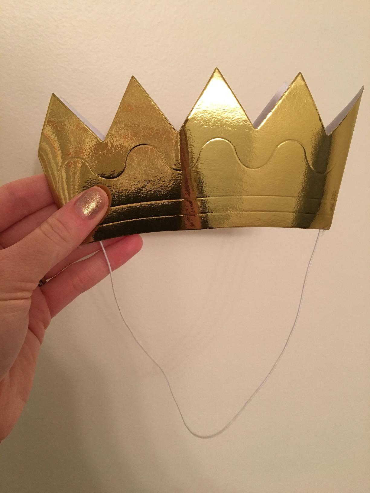 Amazon.com: Mini Crowns 12 - Gold with Elastic Strap : Toys & Games
