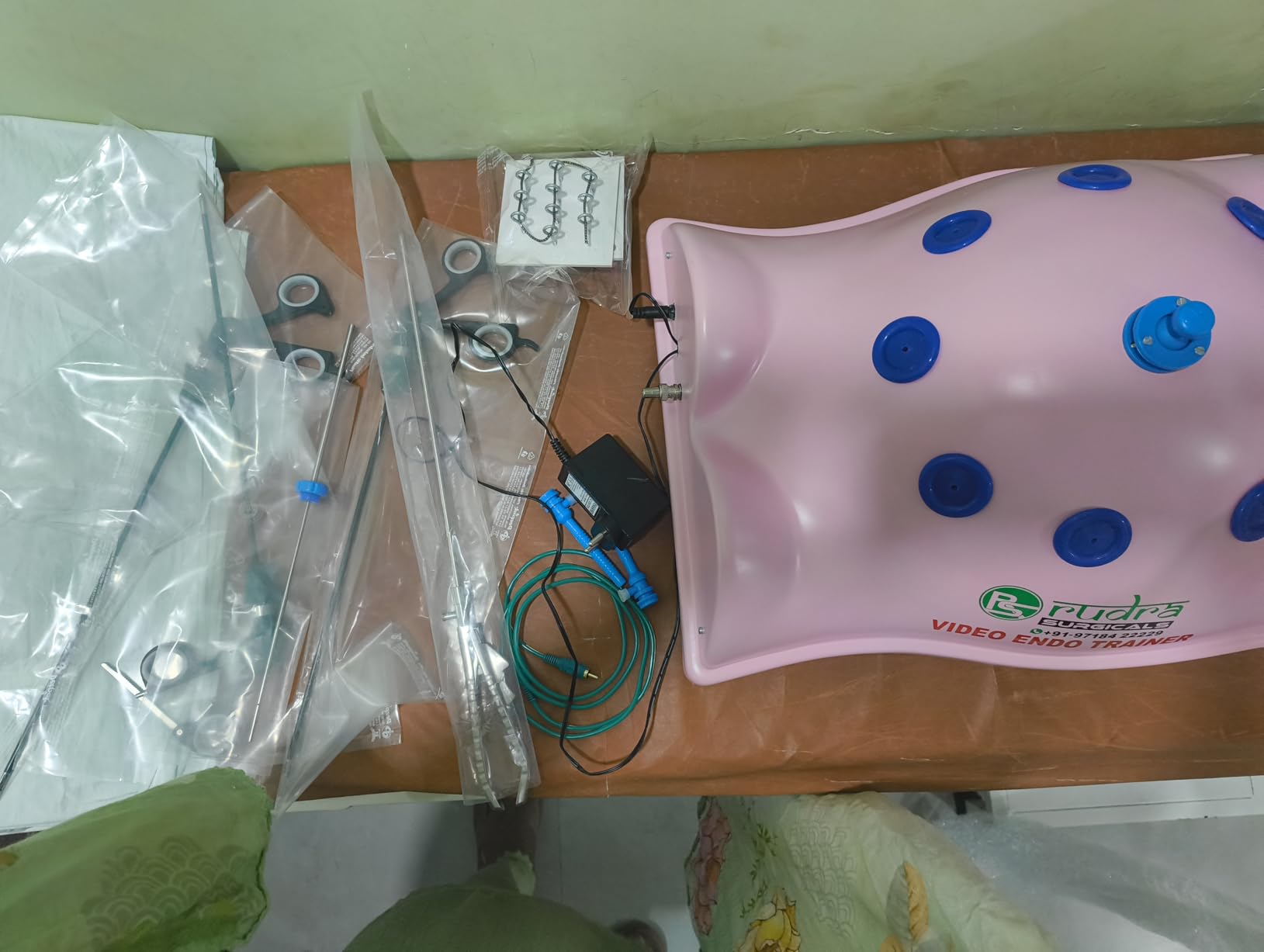 RUDRA SURGICALS laparoscopic endotrainer |Laparoscopic Training Kit ...