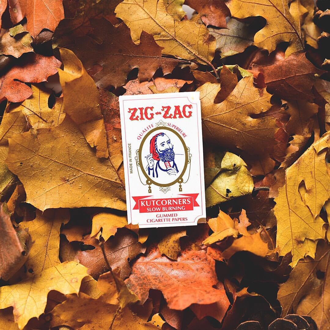 Snapklik.com : ZIG-ZAG Rolling Papers Original Kutcorner 70 Mm Easy To ...