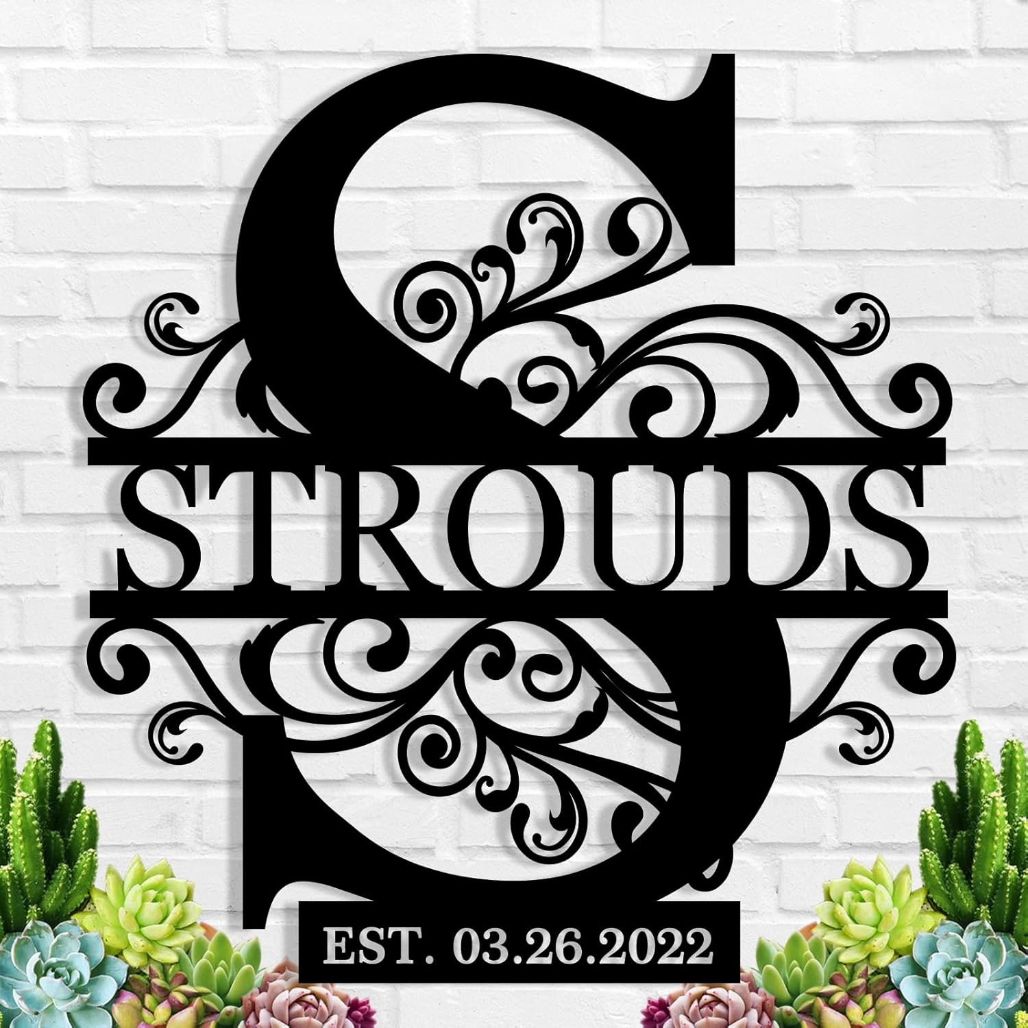 Amazon.com: Personalized Last Name Metal Signs Custom Last Name Sign ...