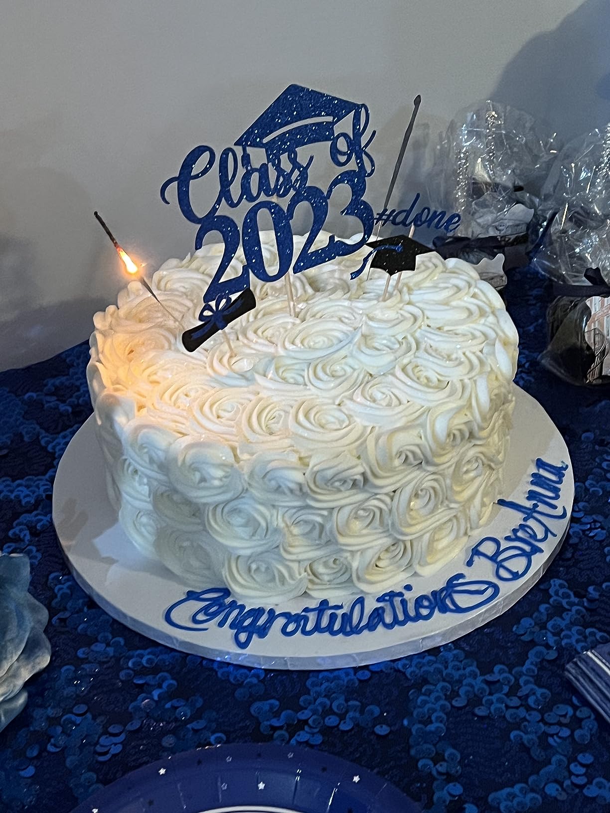 Amazon.com: Blue Glitter Class of 2023 Cake Topper, Congrats 2023 Grad ...