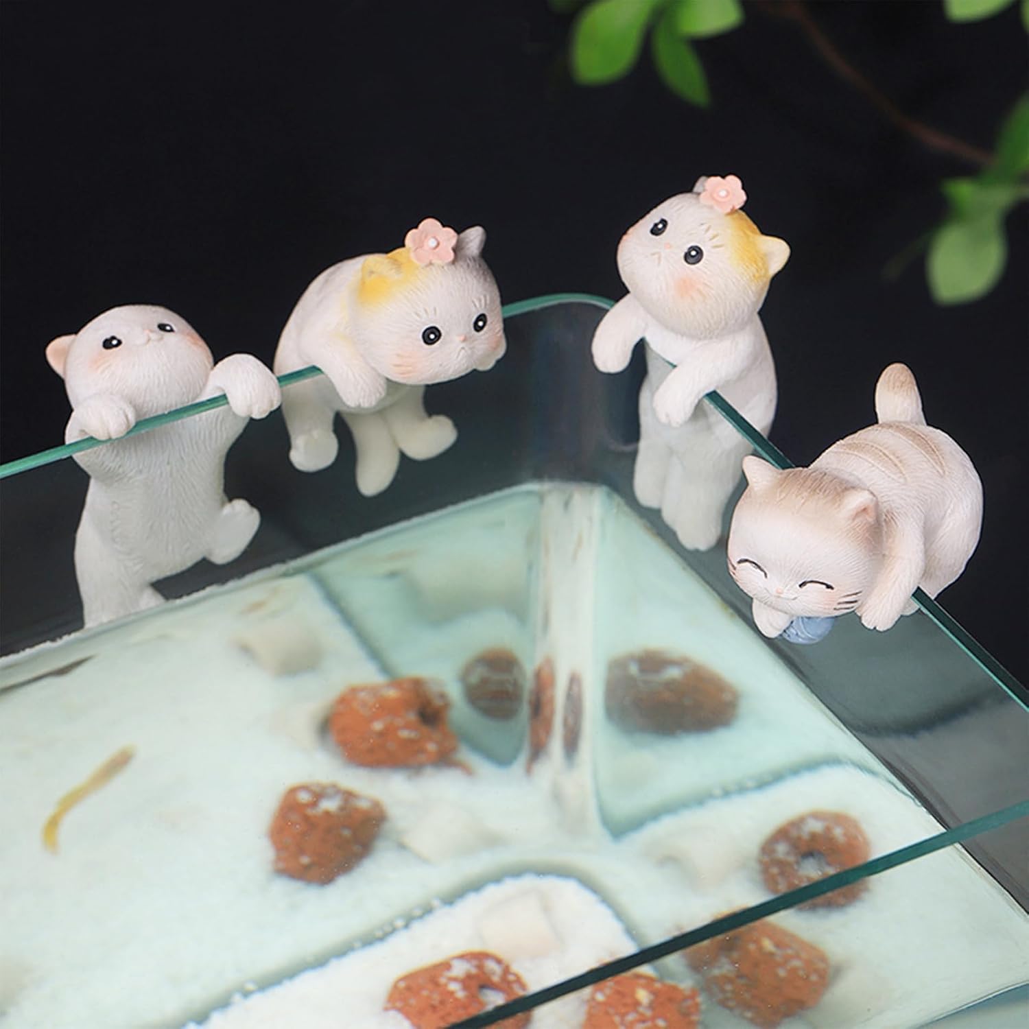 Amazon.com : Hanging Cat Figurines, 4pcs VaseHugger Cute Resin Kitten ...