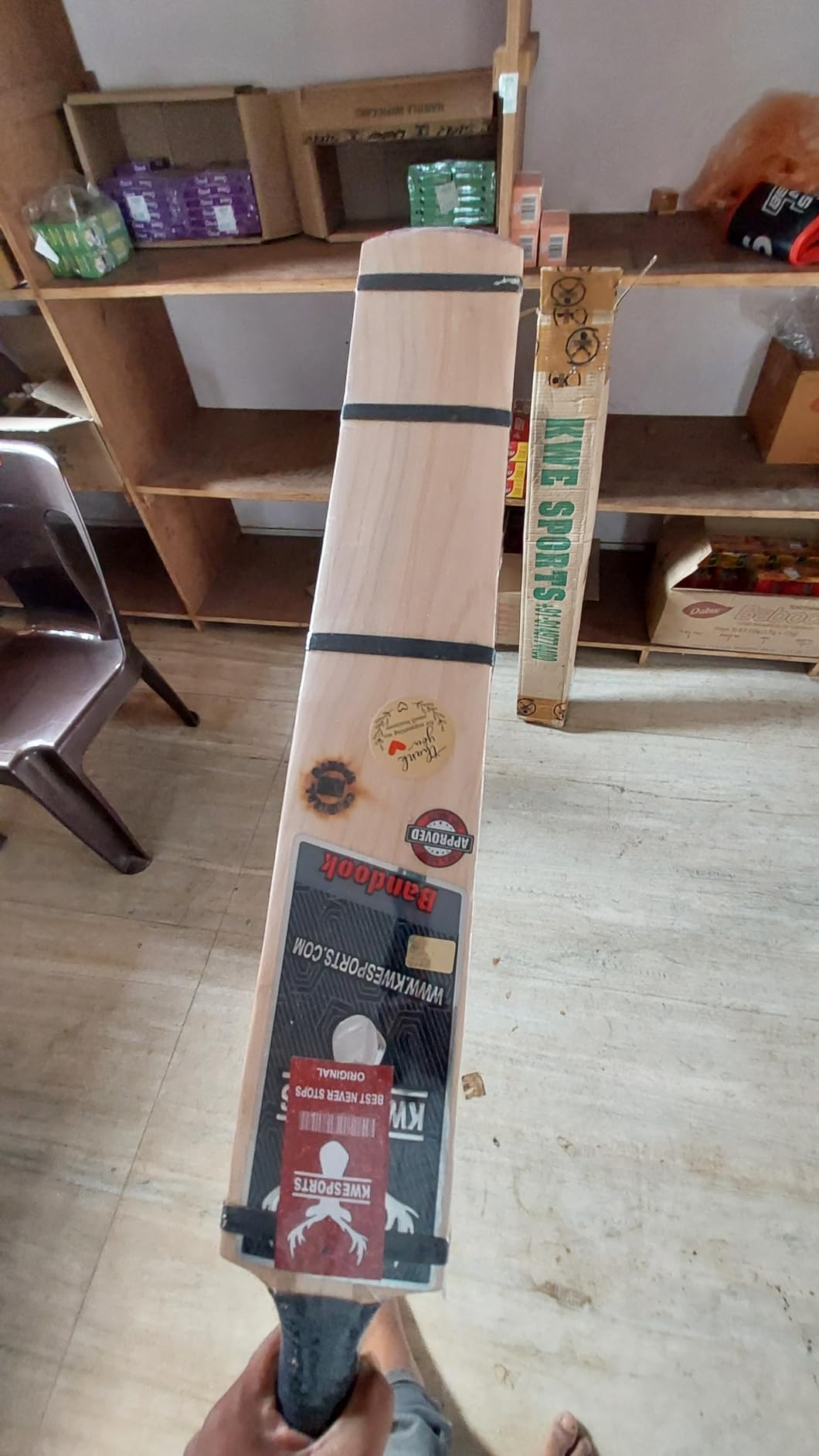 Kwesports Bandook bat 4 Scoop Cut Kashmir Willow Hard Tennis Bat ...