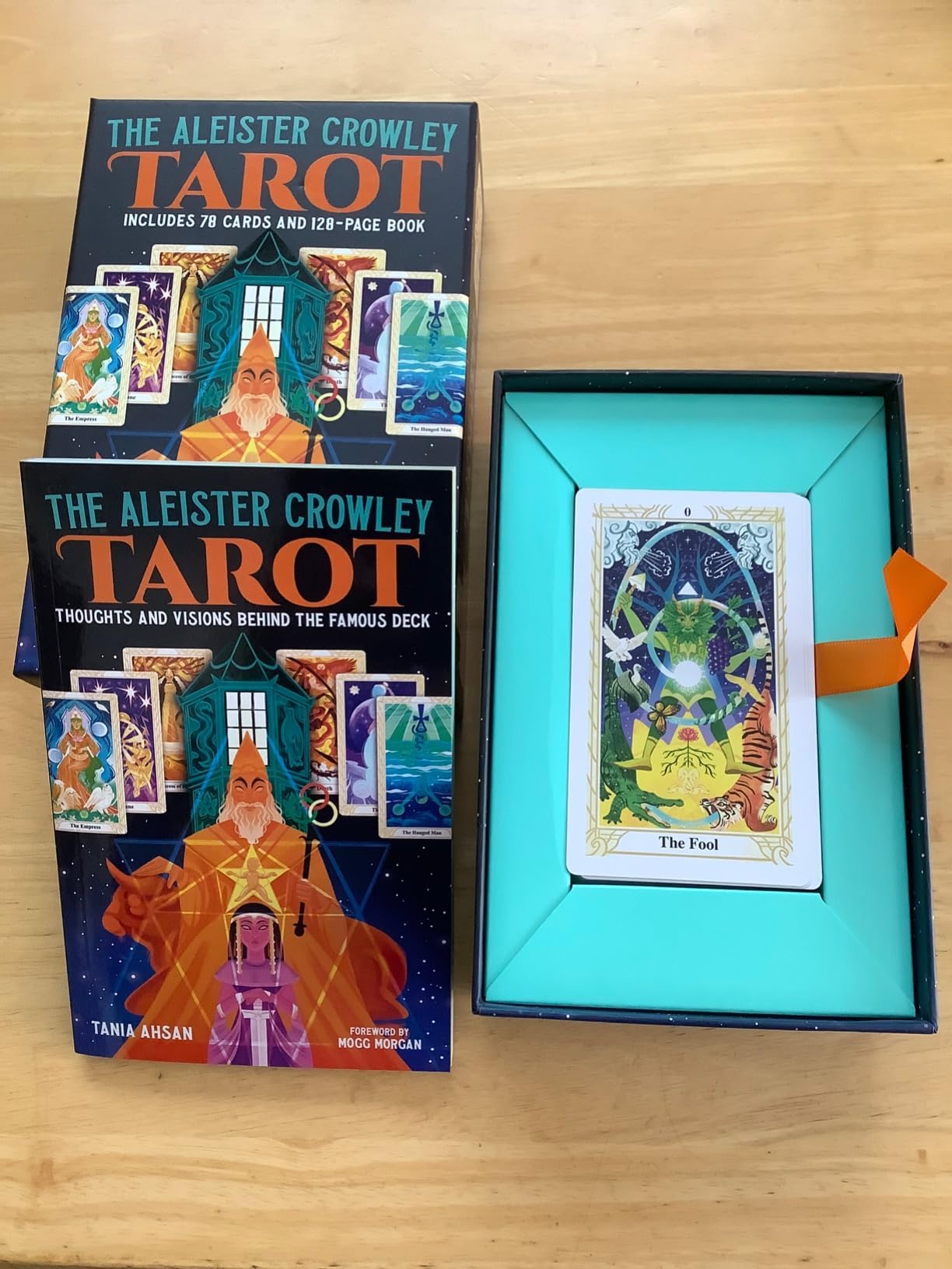 Amazon | The Aleister Crowley Tarot Book & Card Deck (Sirius Oracle ...