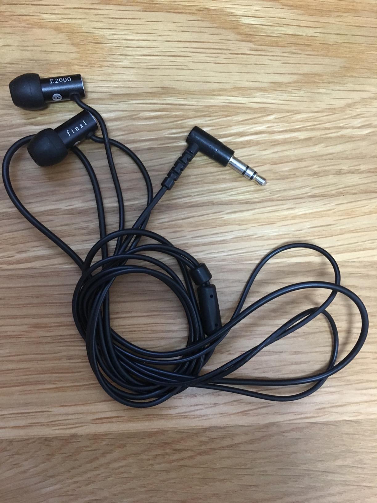 Amazon.co.jp: final E2000 カナル型イヤホン マイク付きコントローラー マットブラック FI-E2DALC : 家電＆カメラ