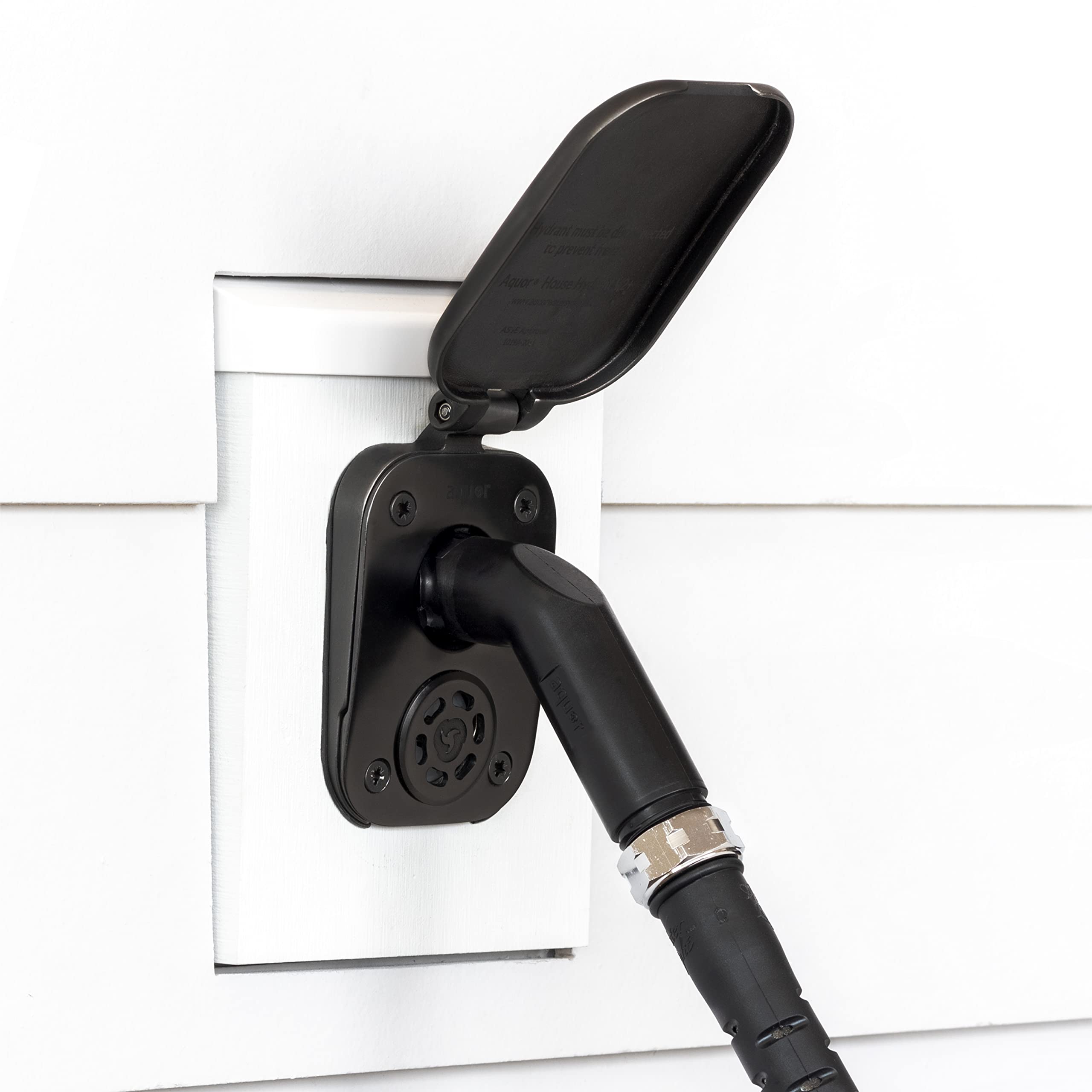 Snapklik.com : Aquor Angled Hose Connector, Garden Hose Connector