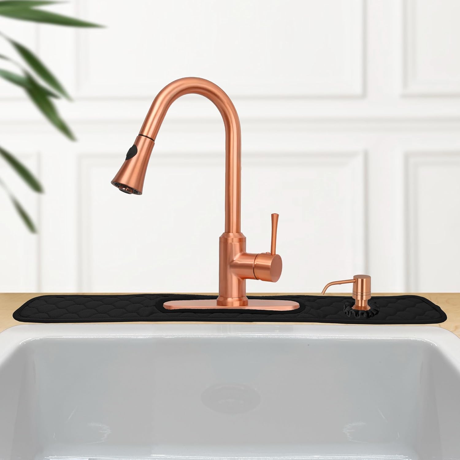 Amazon.com: Kitchen Sink Splash Guard DeckPlate : AHA HOMEWARE Faucet ...