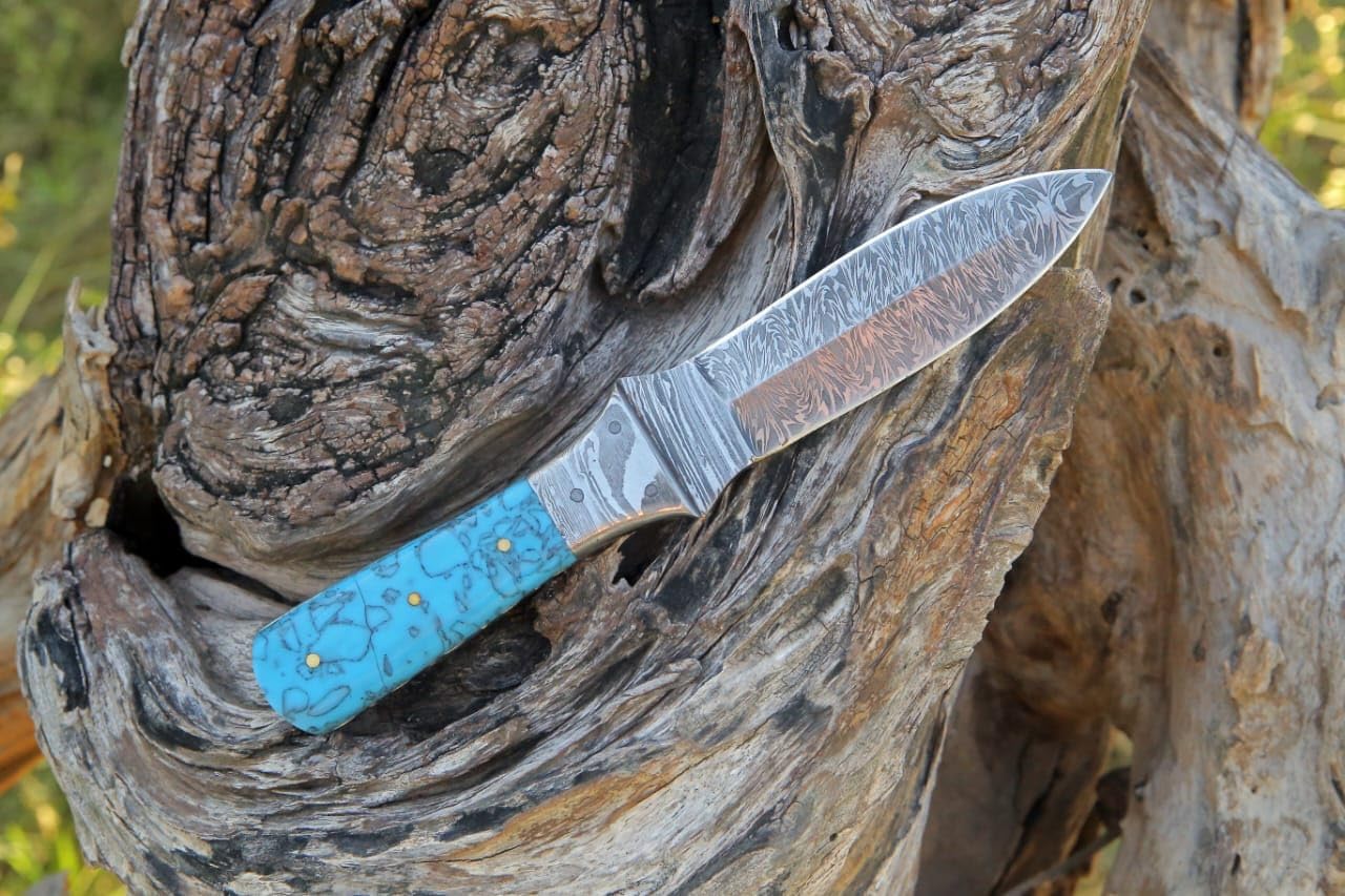 Amazon.com : 8,4 Handmade Damascus Steel Hunting Knife, Turquoise look ...