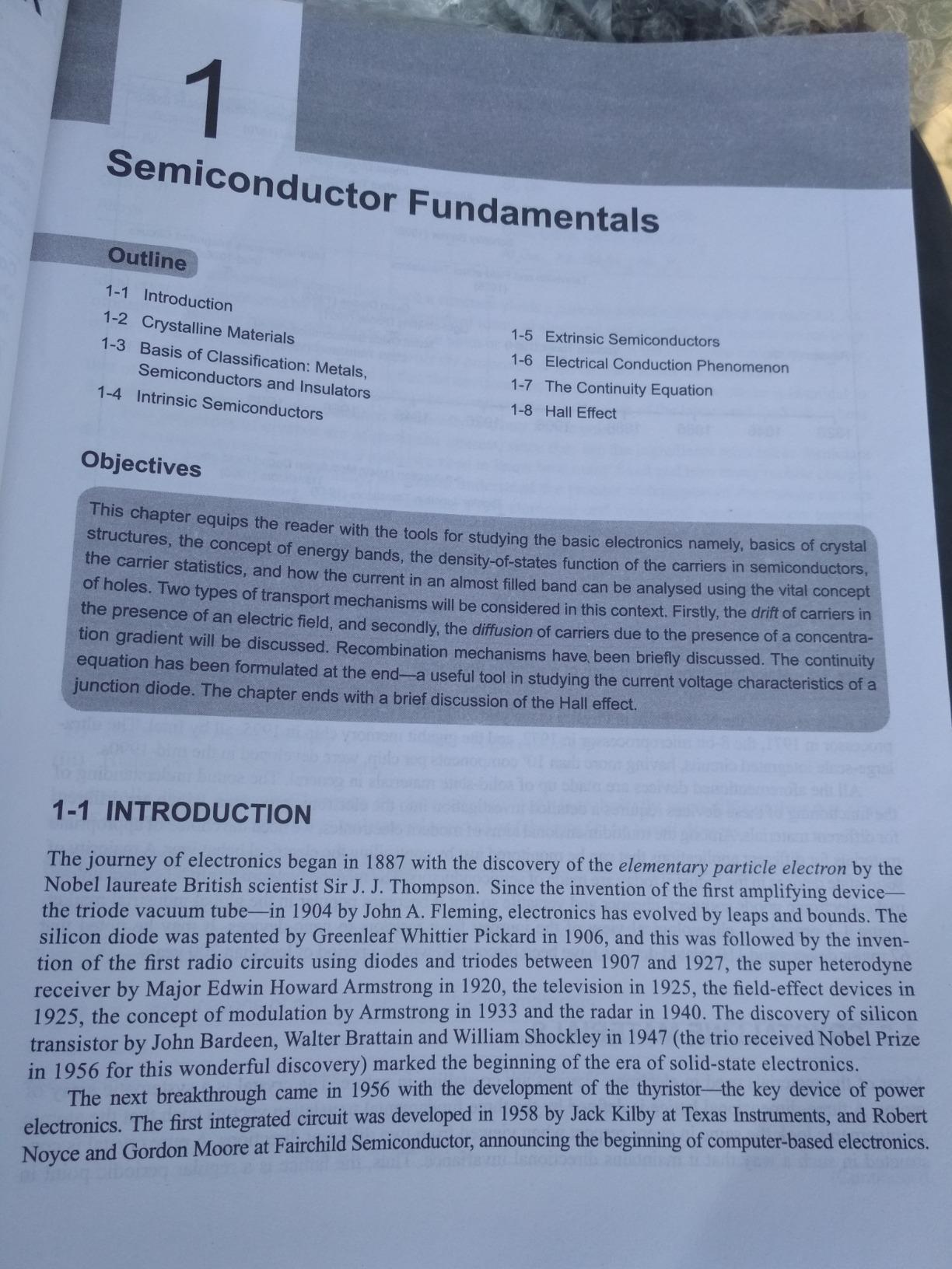 Basic Electronics : Ghatak & De: Amazon.in: Books