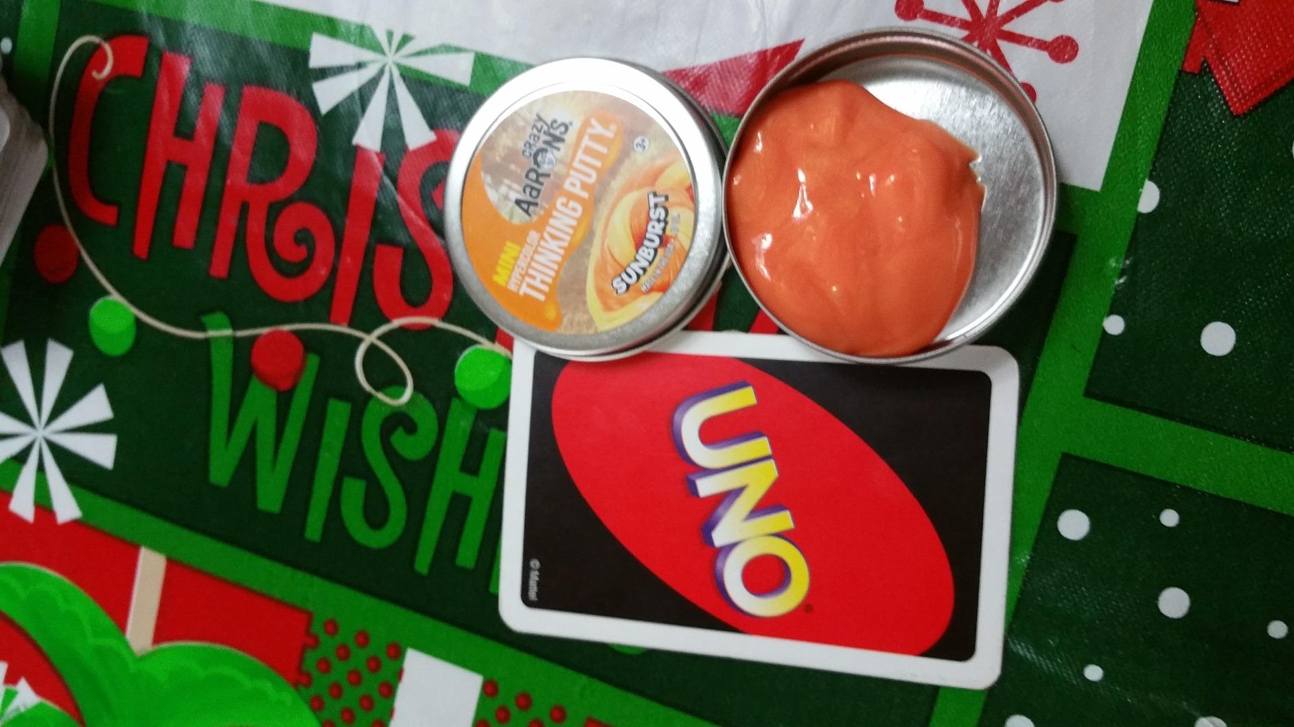 Amazon.com: Crazy Aaron's Thinking Putty Mini Tin Complete Bundle Gift ...