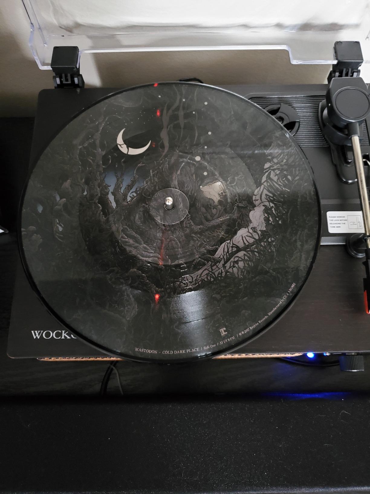 Amazon.com: Cold Dark Place: CDs & Vinyl