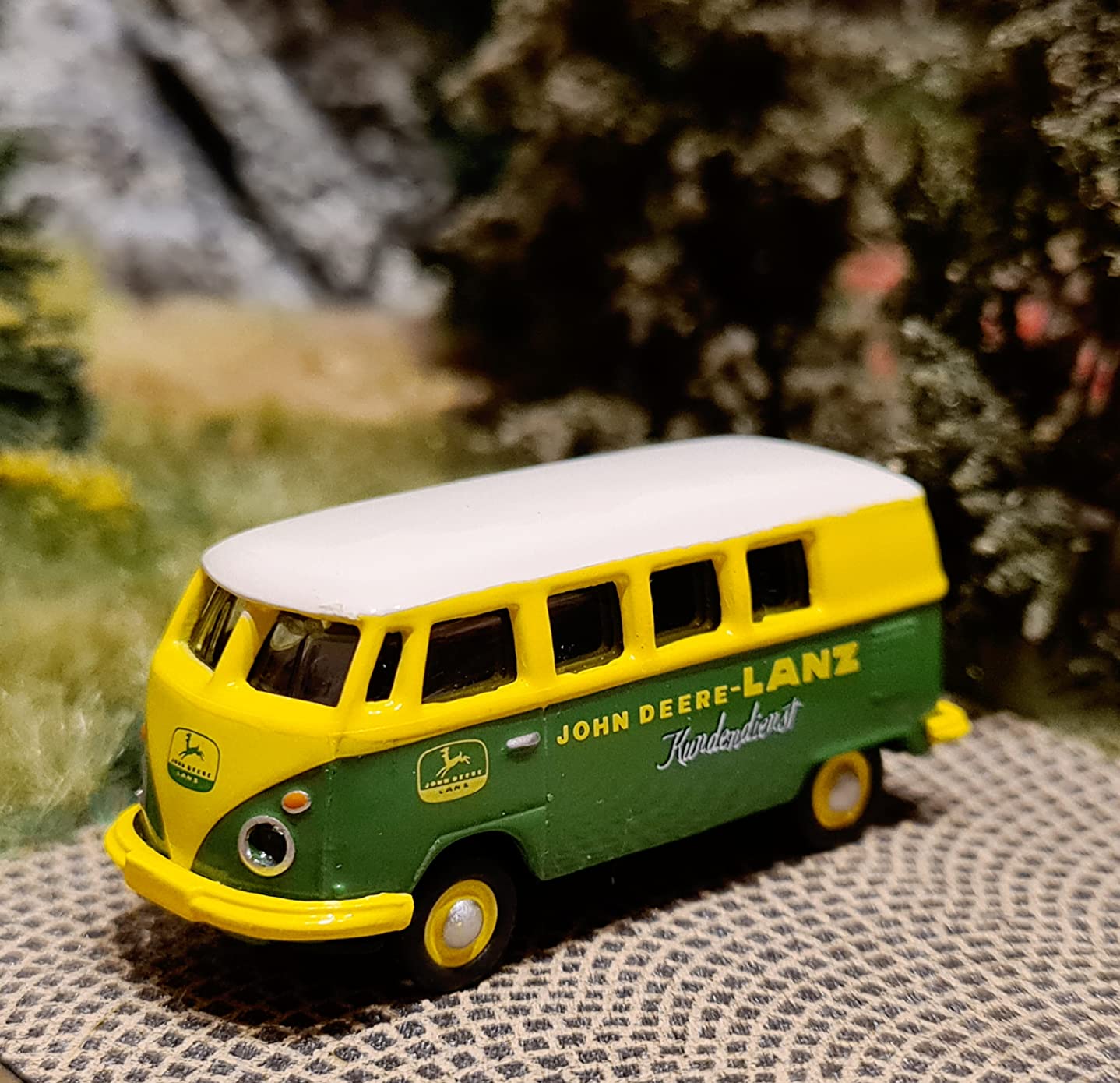 Schuco 452650500 VW T1c Bus JDL, John-Deere-Lanz Design, Modellauto ...