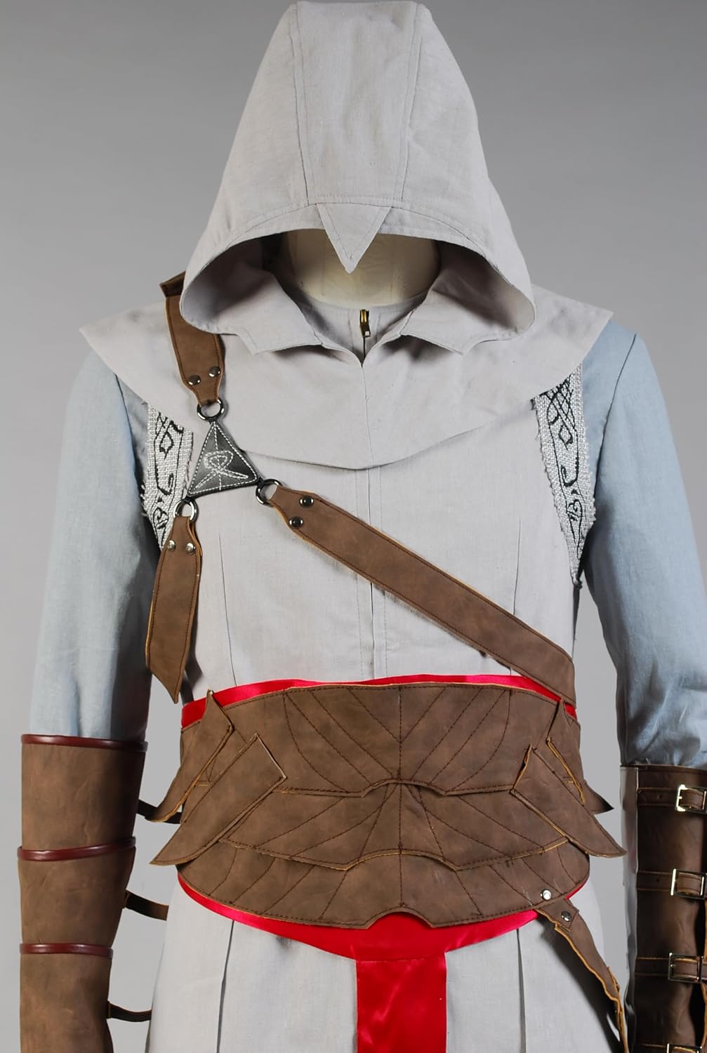 Generic Altair Cosplay Costume, Adult Size, Deluxe Quality (Attert suit ...