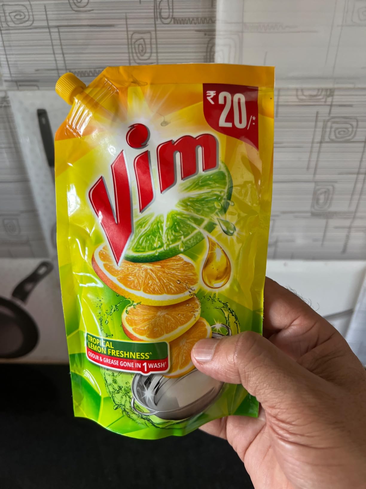 Vim Lemon Dishwash Liquid Gel - 140ml Pouch : Amazon.in: Health ...